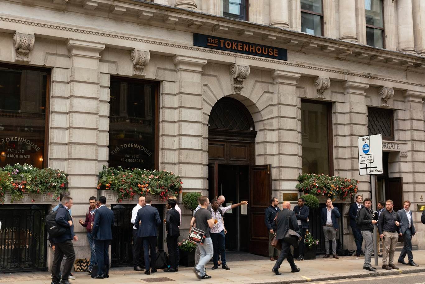 The Tokenhouse - Fuller's Pub and Restaurant in Moorgate